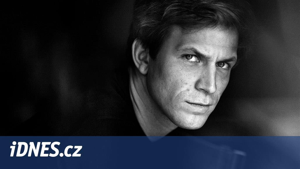 Igor Orozovič: Vždycky jsem byl ten herec, co se na všechno moc ptá ...