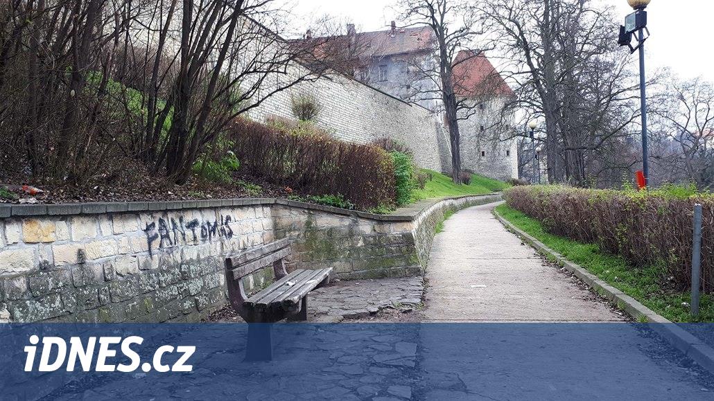Pryč s ošuntělostí. Žatec se chystá vylepšit okolí historických hradeb ...
