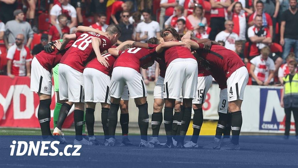 Přípravné duely: Sparta podlehla Kluži, Ostrava porazila Samaru - iDNES.cz