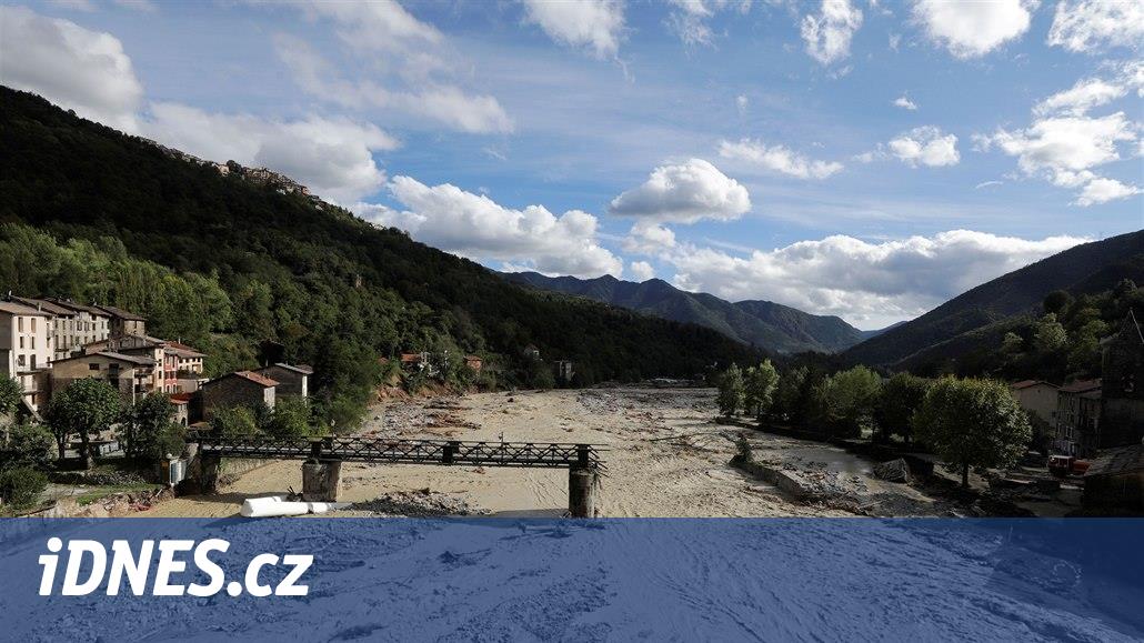 Po záplavách ve Francii a Itálii nacházejí mrtvé. Benátky ochránil ...