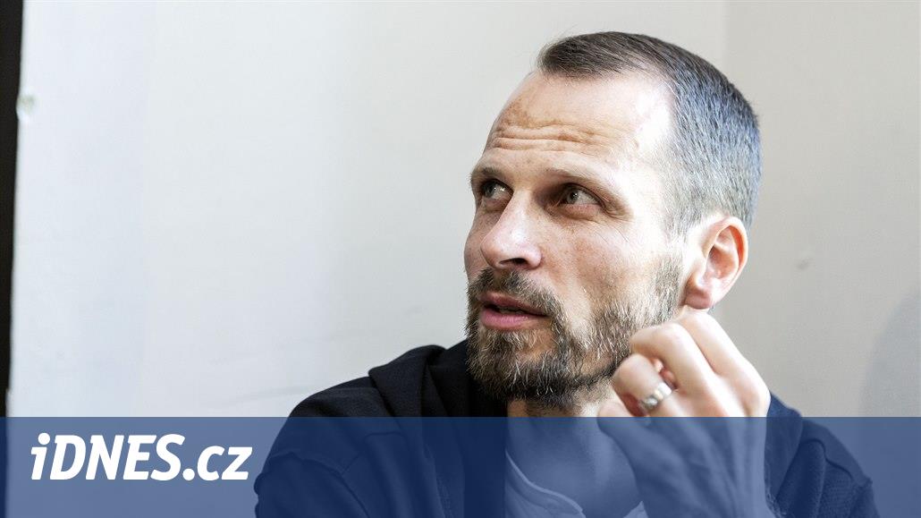 S mladými můžeme překvapit. Rozehnal o Euru, Sadílkovi i časech v ...