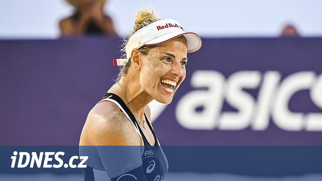 Hermannová se Slukovou vyhrály na písku v Cancúnu skupinu - iDNES.cz