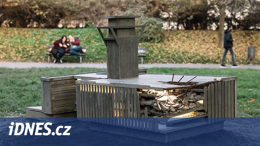 Poničené Kinterovy miniatury připomínají kolísavou popularitu ...