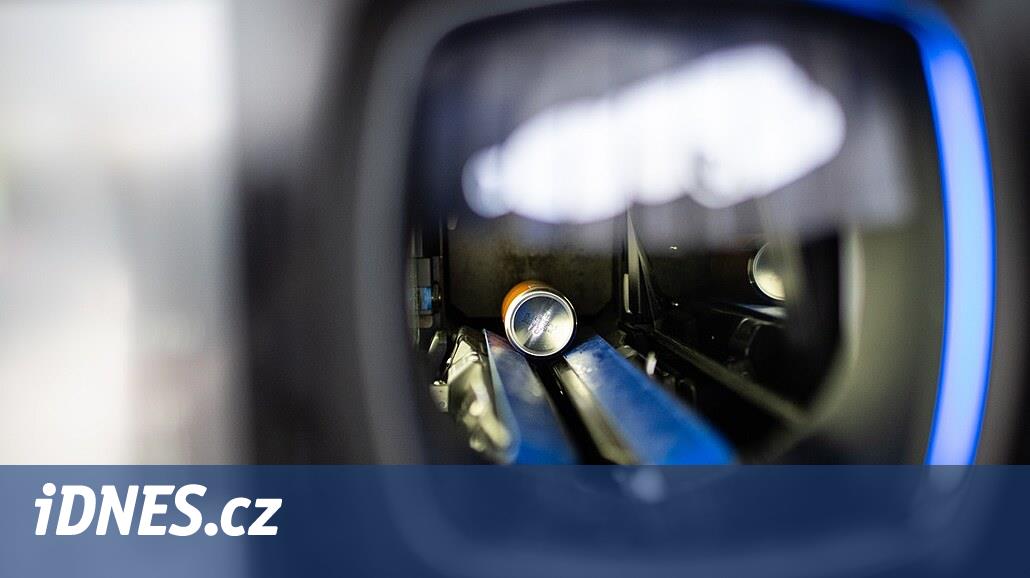 Zálohy na petky začnou platit nejpozději v roce 2026, plánuje ministr ...