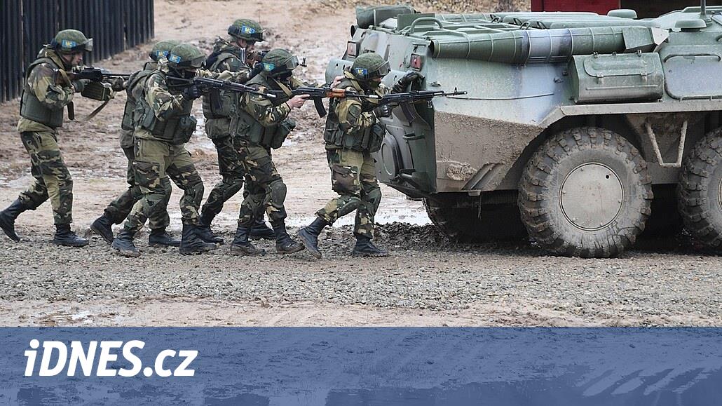 Zatímco NATO jedná o Ukrajině, Bělorusko a Čína cvičí vojáky u polské ...