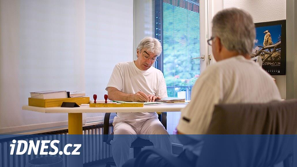 Jak Francie přichází o doktory. Nových je málo, obávají se násilí i ...