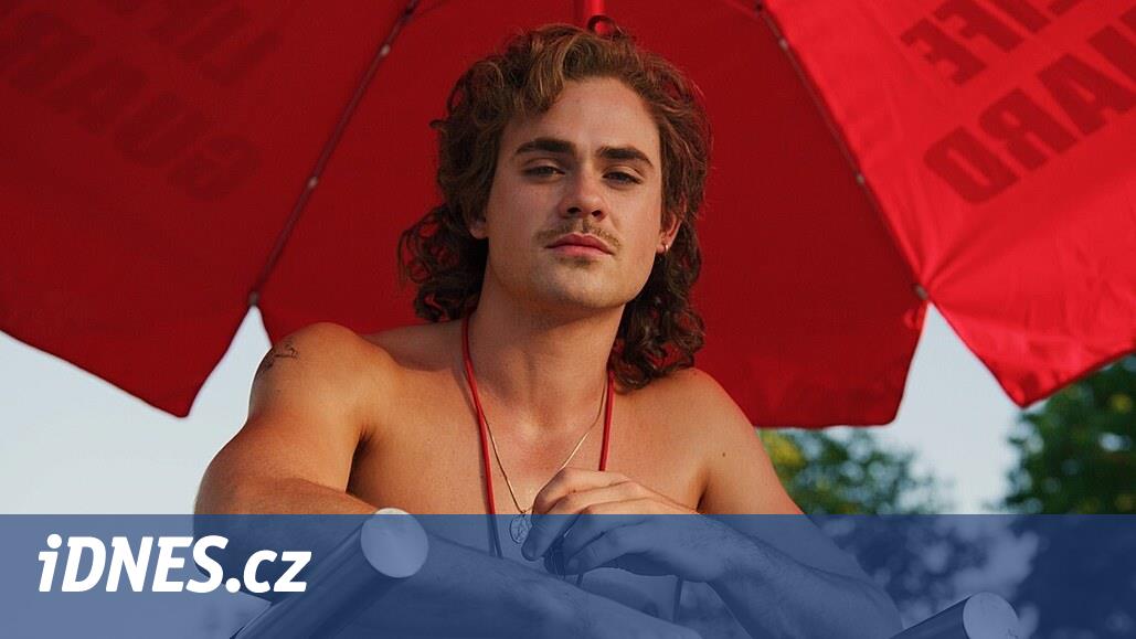 Dacre Montgomery: Hugh Jackman je dokonalým vzorem muže - iDNES.cz