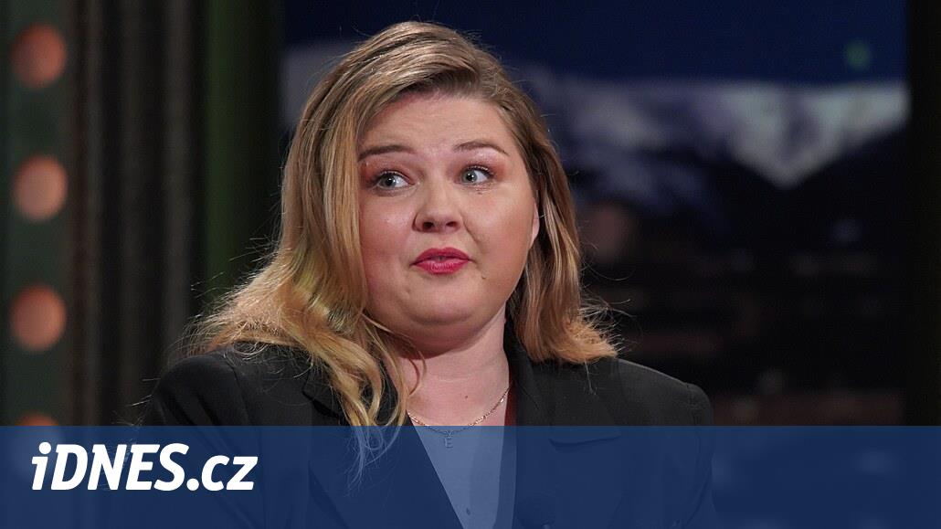 Komička Evelyn podstoupila operaci obou čelistí - iDNES.cz