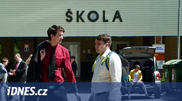 RECENZE: Konečně zasunout. Snowboarďáci se vydali na Párty Hárder ...