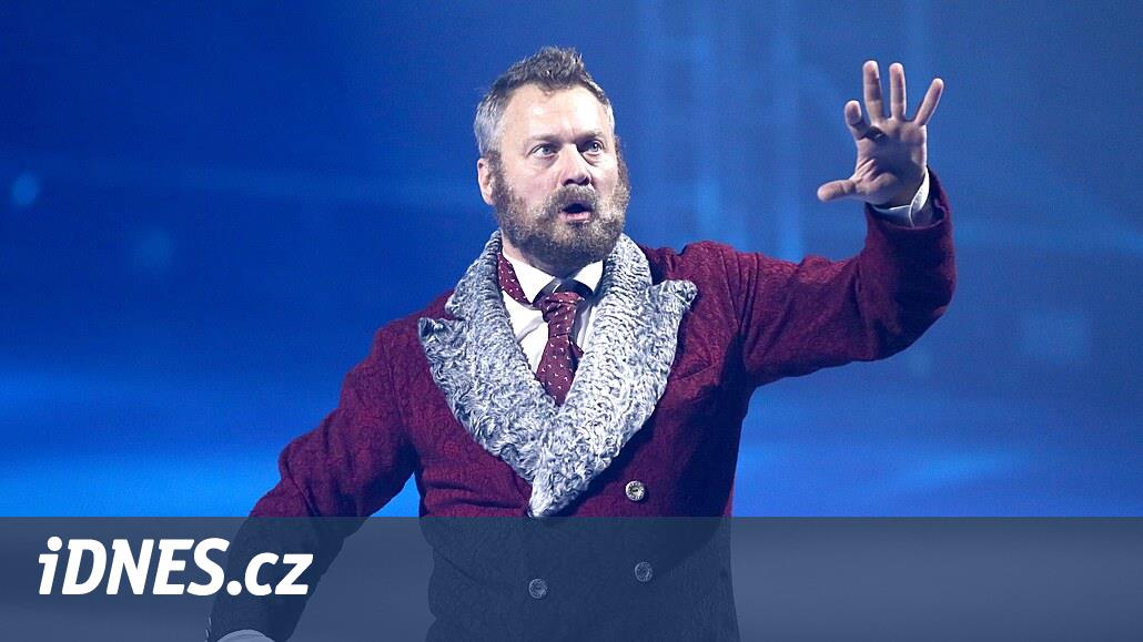 Ukrajinská krasobruslařská federace vyloučila Petrenka. Účinkoval v Rusku - iDNES.cz