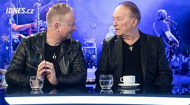 Slavný budeš, až si tě budou hrát kluci v parku, vzpomíná Petr Janda ...