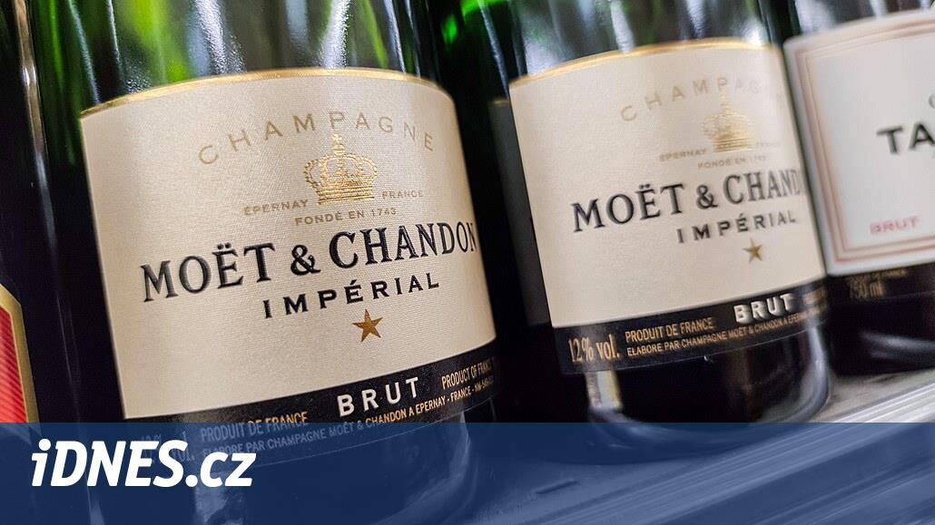 Šampaňského z Francie se loni prodalo za šest miliard eur. Česku vévodí ...