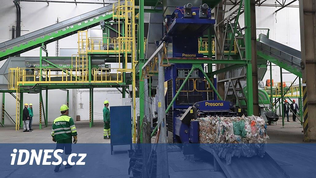 Ostrava začíná třídit směsný odpad, umožnila to nová linka za stovky ...