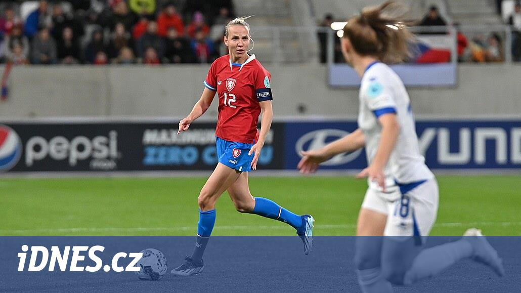 Boj o Euro startuje. Fotbalistky nastoupí i proti hvězdám Realu a Bayernu - iDNES.cz