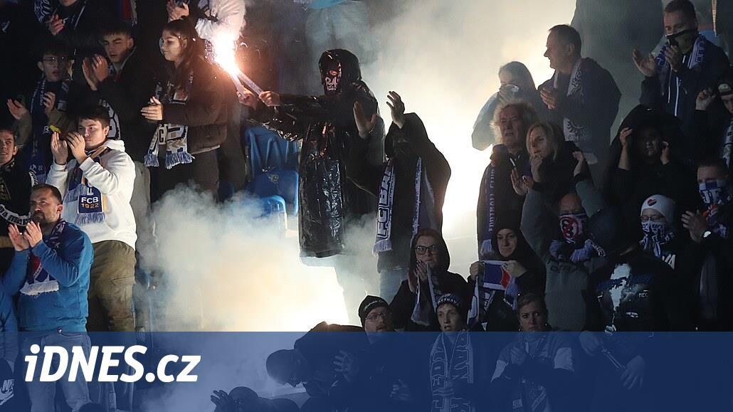 Fotbalový Baník Ostrava dostal v součtu pokutu 100 tisíc korun za ...