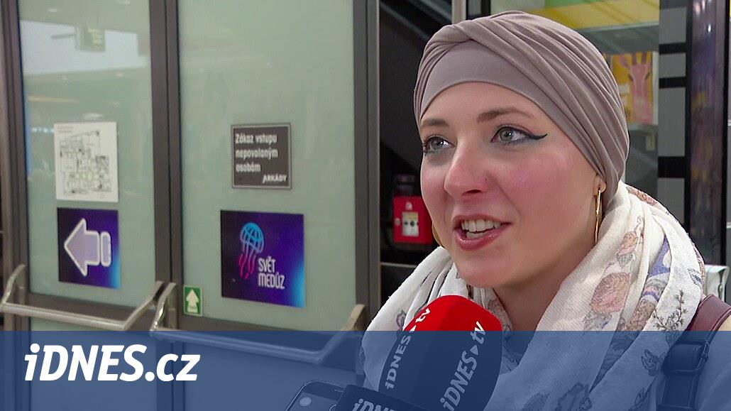 Nechtěla jsem lhát, říká Slováčková o rakovině - iDNES.tv