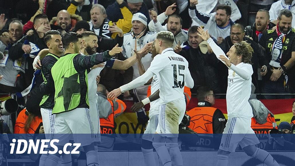 Real nasázel pět gólů v Liverpoolu, Neapol vyhrála ve Frankfurtu - iDNES.cz