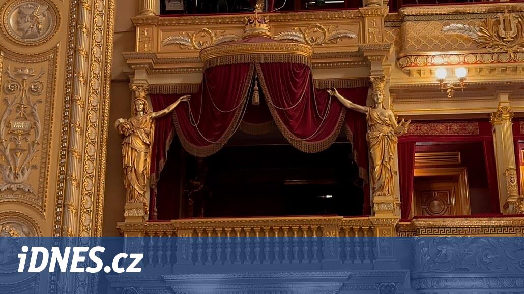Do prezidentské lóže Národního divadla smí vstoupit jen prezident a jeho hosté - iDNES.tv