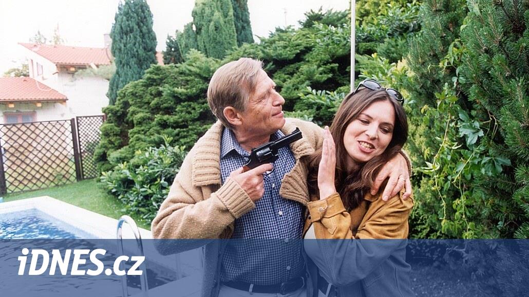 Bára Kodetová promluvila o otci, herci Jiřím Kodetovi - iDNES.cz