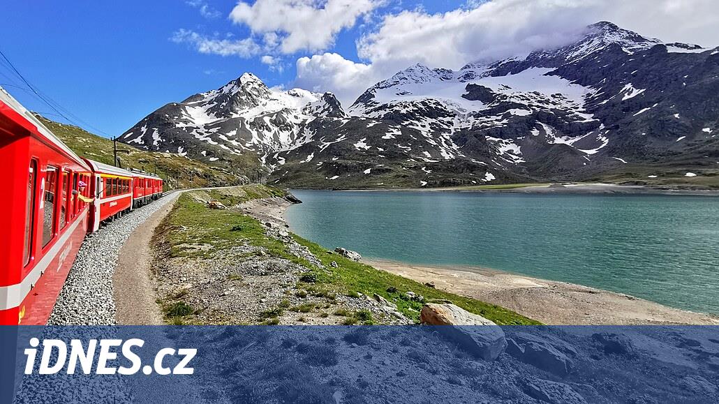 Jeďte vlakem až do hor. Letní výlet Bernina Expressem kolem ledovců a jezer - iDNES.cz