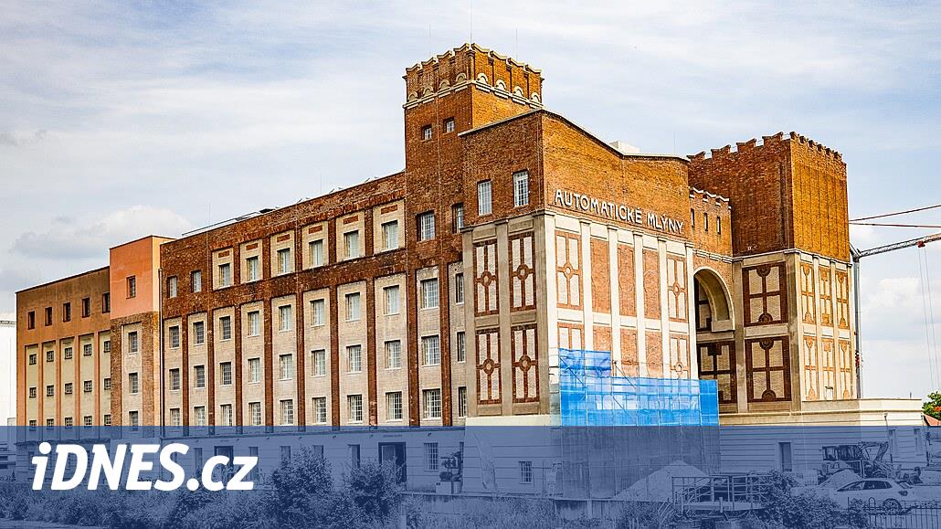 Pardubický kraj má svou vlastní galerii, pytle mouky nahradilo umění ...