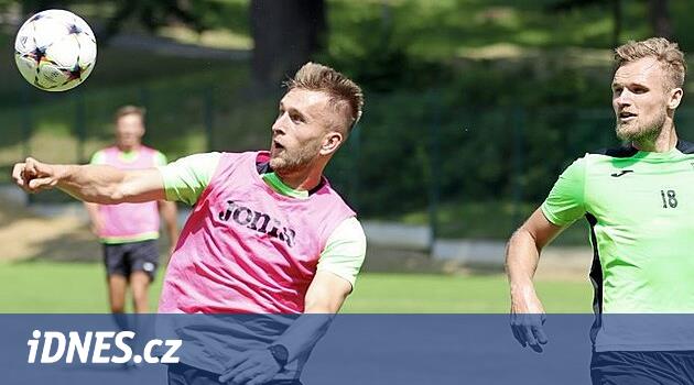 Bederka: Karvinou mohu doporučit. Klub je nastavený dobře, kabina ...