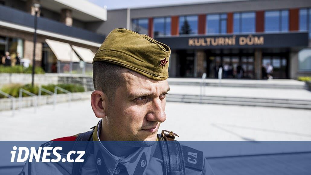 OBRAZEM: Vojenskou historii Milovic připomíná muzeum, pamatuje i na ...