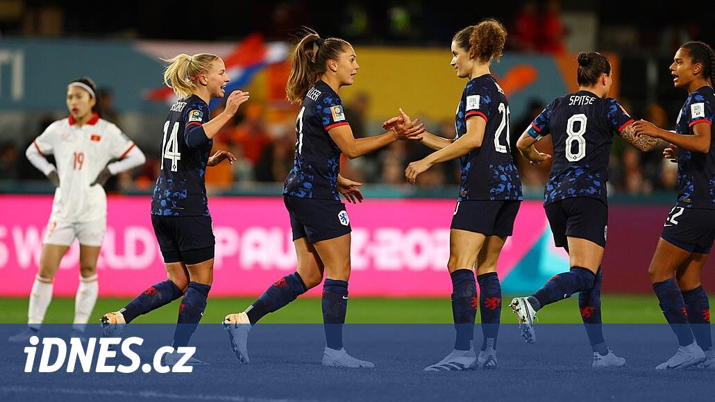 Fotbalistky Nizozemska, USA, Anglie a Dánska na MS postoupily do ...