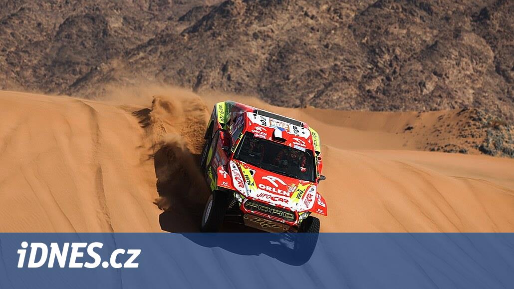 Loprais zahájil Dakar druhým místem, v prologu se dařilo i Prokopovi a Michkovi - iDNES.cz