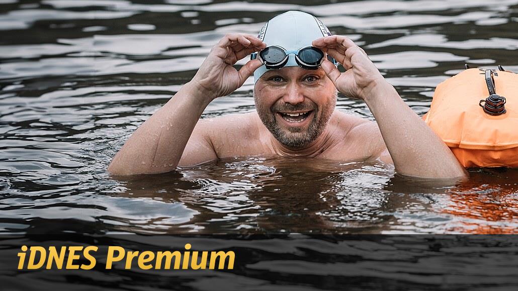 Plavat v řece je příjemnější než studená sprcha, jde to samo, líčí ...