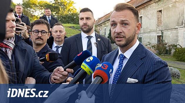 Skandální a hanebné, píšou na Slovensku o smíru s Babišem ohledně StB - iDNES.cz