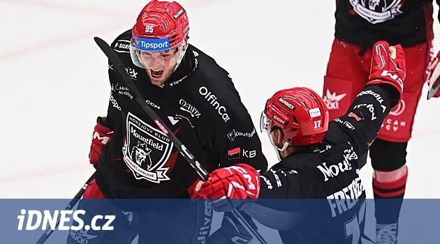 Batna dostal za faul na Krutila čtyřzápasový trest, Melka platí za filmování - iDNES.cz