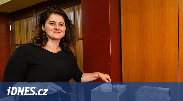 Maláčová má jednat o koalici, SOCDEM si ji zakázala s kýmkoli z Fialovy vlády - iDNES.cz