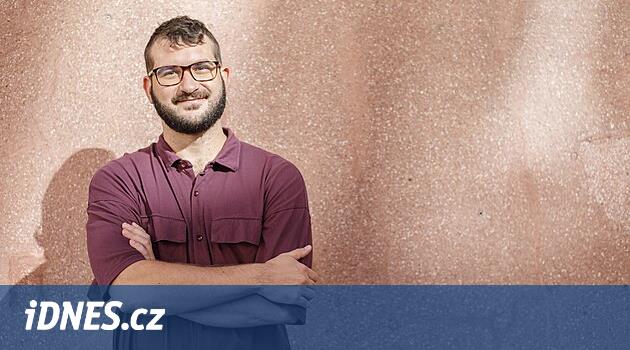 Vkládáním queer postav splácí Netflix dluh minulosti, říká ředitel ...