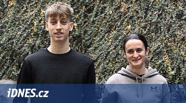 Sáblíková začala sezonu v divizi B na 1500 metrů, Jílek zlepšil národní ...