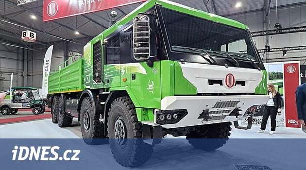 Tatra Force e-Drive Hybrid 8×8 má hybridní pohon. Jízda na elektřinu ...