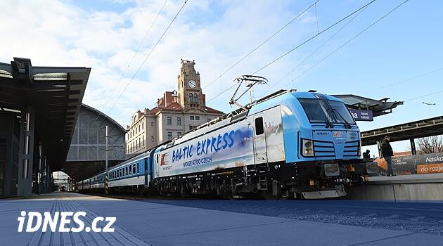 Z Prahy vyjel první Baltic Express. Měl zpoždění kvůli WC, pak nešlo ...