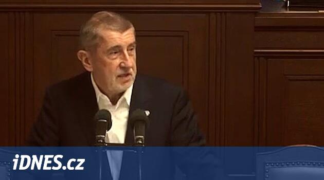 Scházíme se, aby premiér měl příští rok o 19 tisíc vyšší plat, řekl ...