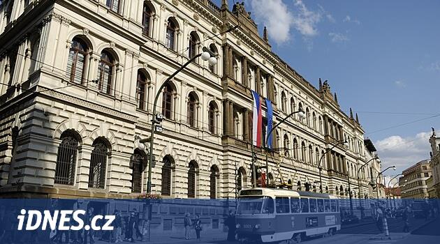 Největší počet kandidátů v historii se utká o post předsedy Akademie ...