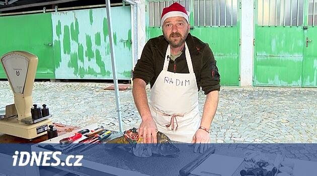Jak správně zabít kapra: rybář ukazuje postup - iDNES.cz