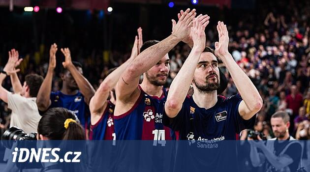Barcelona s Veselým a Satoranským sesadila Real Madrid z čela ligy ...