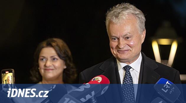 Litevským prezidentem zůstává Nauséda, premiérku Šimonytéovou drtivě ...