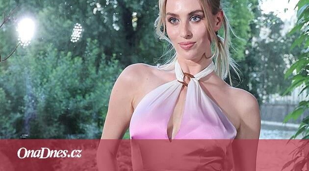 OBRAZEM: Natali Ruden představila novou kolekci. Je oslavou léta a květin - iDNES.cz