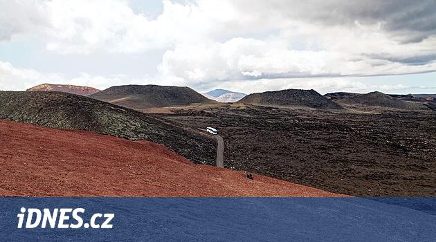 Po nehodě na Islandu zůstává šest Čechů v nemocnici, dva jsou v umělém ...