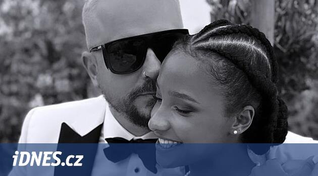 Výtvarník Pasta Oner se oženil - iDNES.cz
