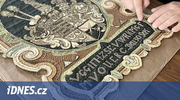 Jediná památka na zámeckého pána. Erb ze 17. století se vrací do ...