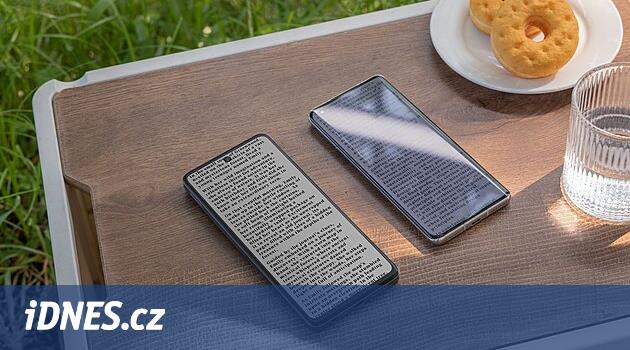 Jsou tu novinky s fantastickým displejem. Brzy zamíří na český trh - iDNES.cz