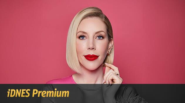 Komička Katherine Ryan, kterou můžete znát z Netflixu, v Praze ...