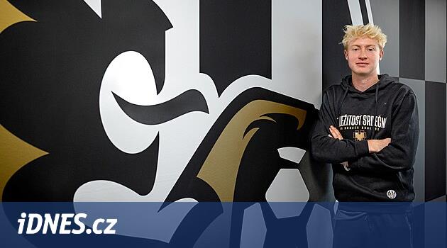 Slončík dal přednost Hradci před Baníkem. Proč? - iDNES.cz