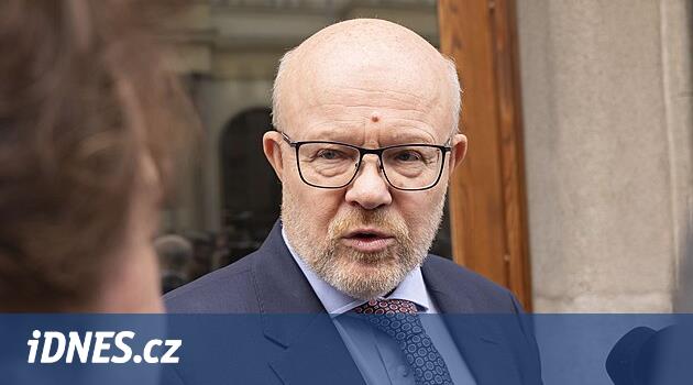Válek řešil IT zakázku s dlouholetým přítelem z golfu - iDNES.cz